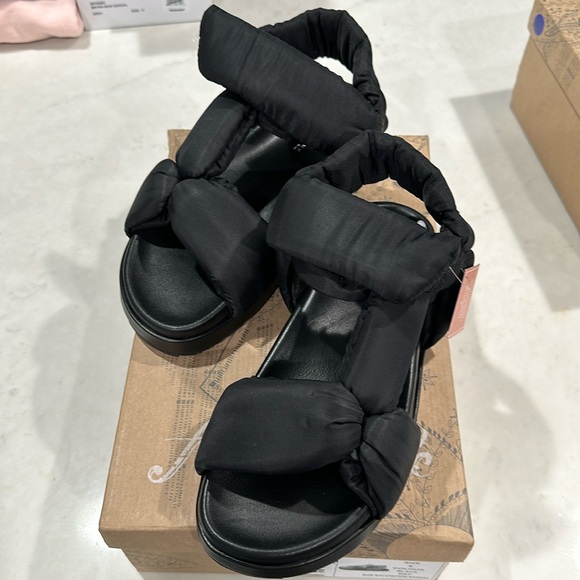 Free People | Shoes | Free People Puffer Slides | Poshmark